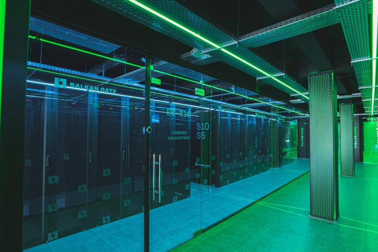 Data4: Μεγάλη επένδυση 300 εκατ. ευρώ στην Ελλάδα - Νέο data center campus στην Παιανία | Ημερησία